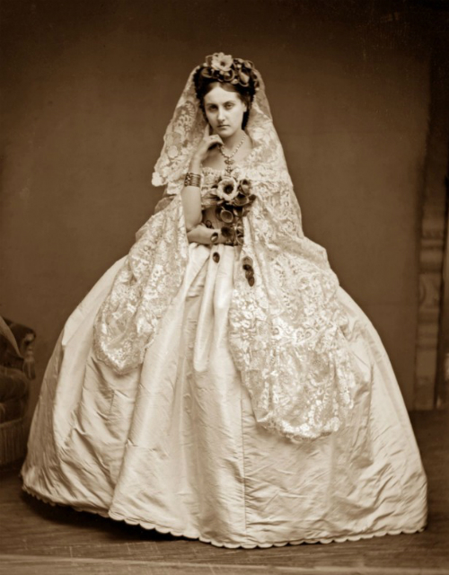 Chi era la Contessa di Castiglione, la Kardashian dell'800 che 'inventò ...