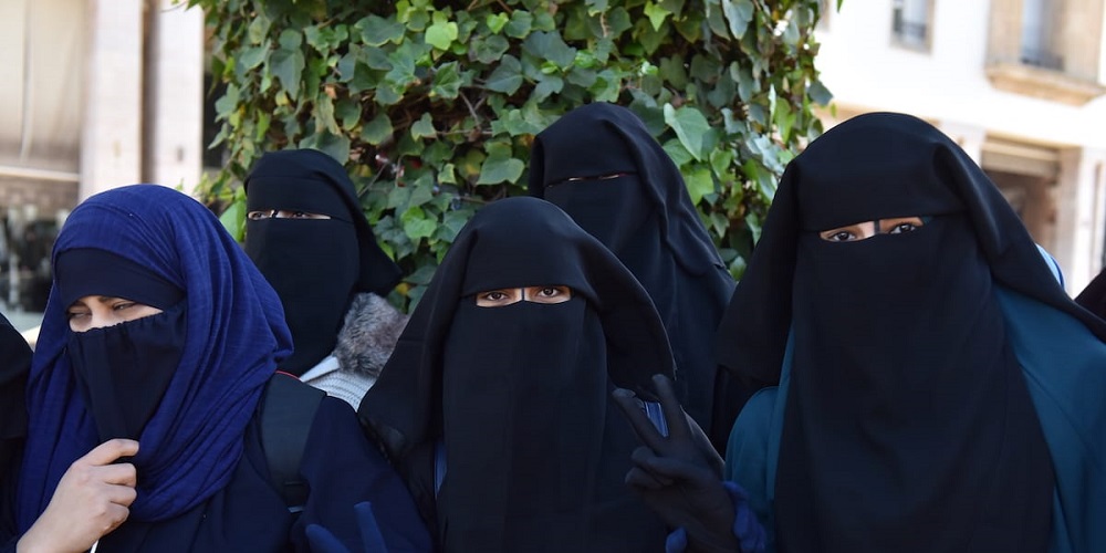 Obbligo del burqa per le donne di Kabul | Roba da Donne