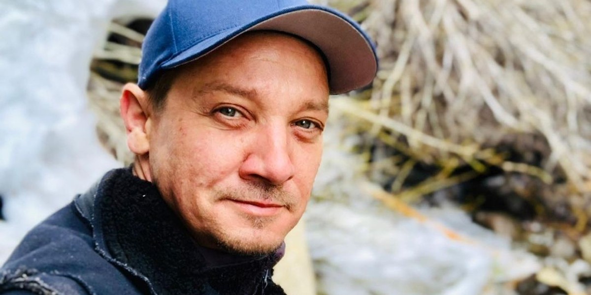 Jeremy Renner è 'grave ma stabile' dopo un incidente con la neve | RDD