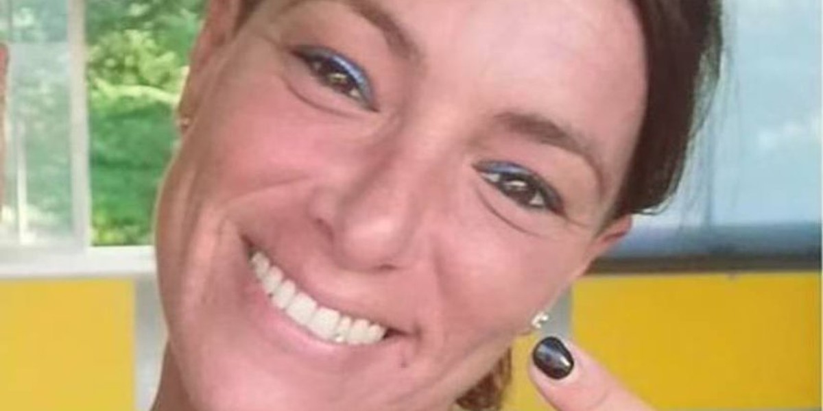 Sara Buratin uccisa a coltellate. Si cerca il marito | RDD