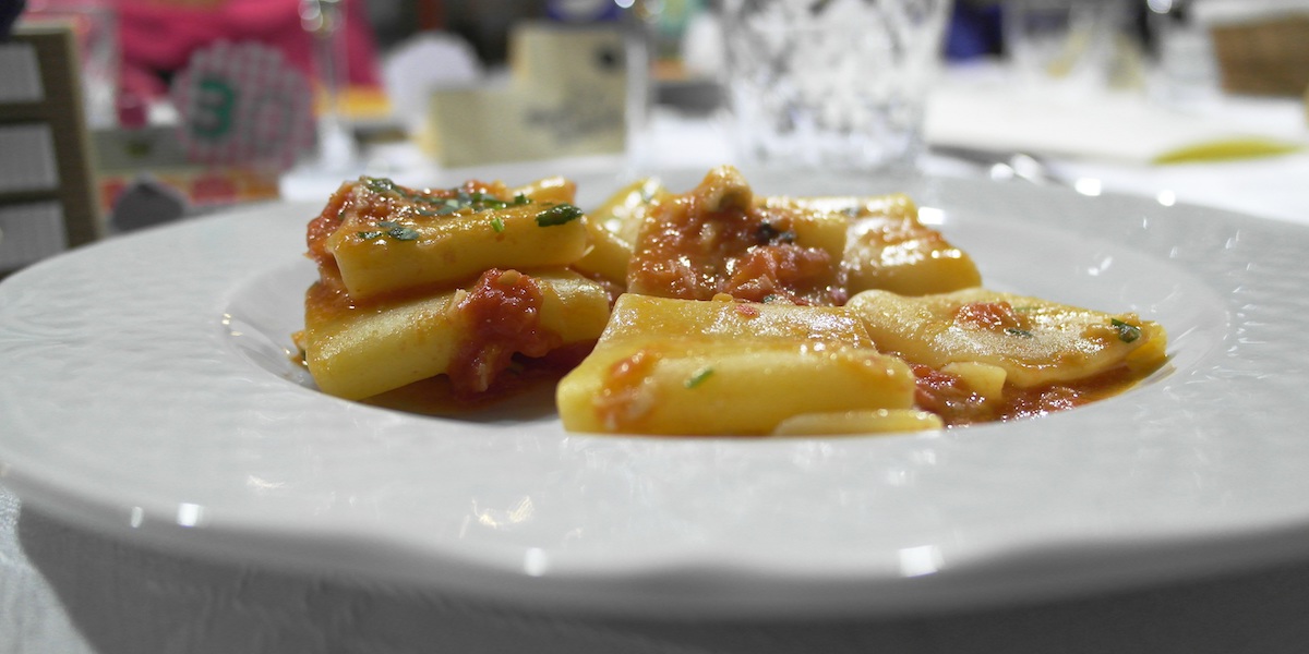 Ricetta paccheri al pomodoro fresco | Roba da Donne