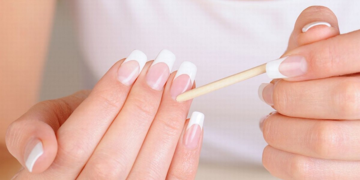 Linee di Beau: cosa sono i 'solchi' sulle unghie? - Roba da Donne