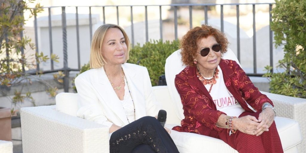 Scostumate. Marisa Padovan – Storie di amori e di bikini | Roba da Donne