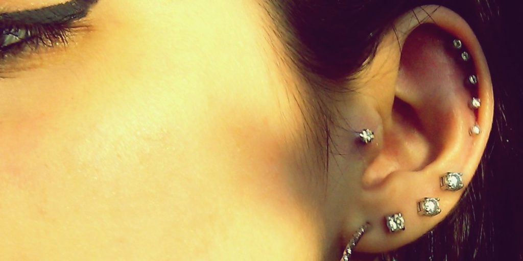Conch piercing: cos'è e come curarlo | Roba da Donne