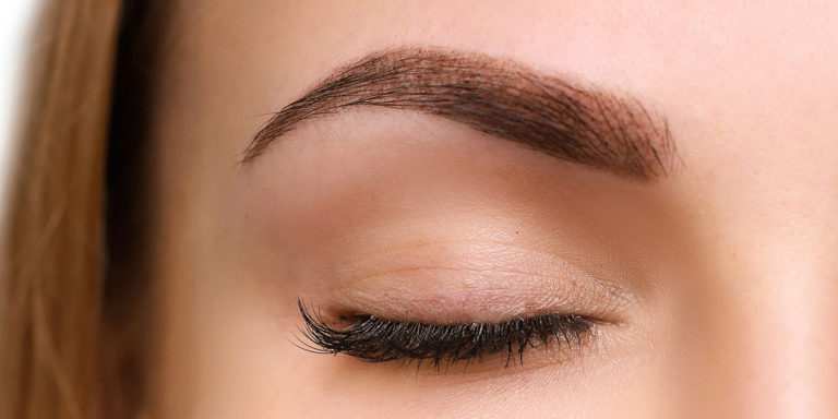 Pixel brows, il metodo per le sopracciglia 'ombra' | Roba da Donne